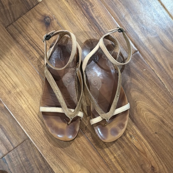 Chaco | Shoes | Chaco Tan Sandals Minimalist Design | Poshmark